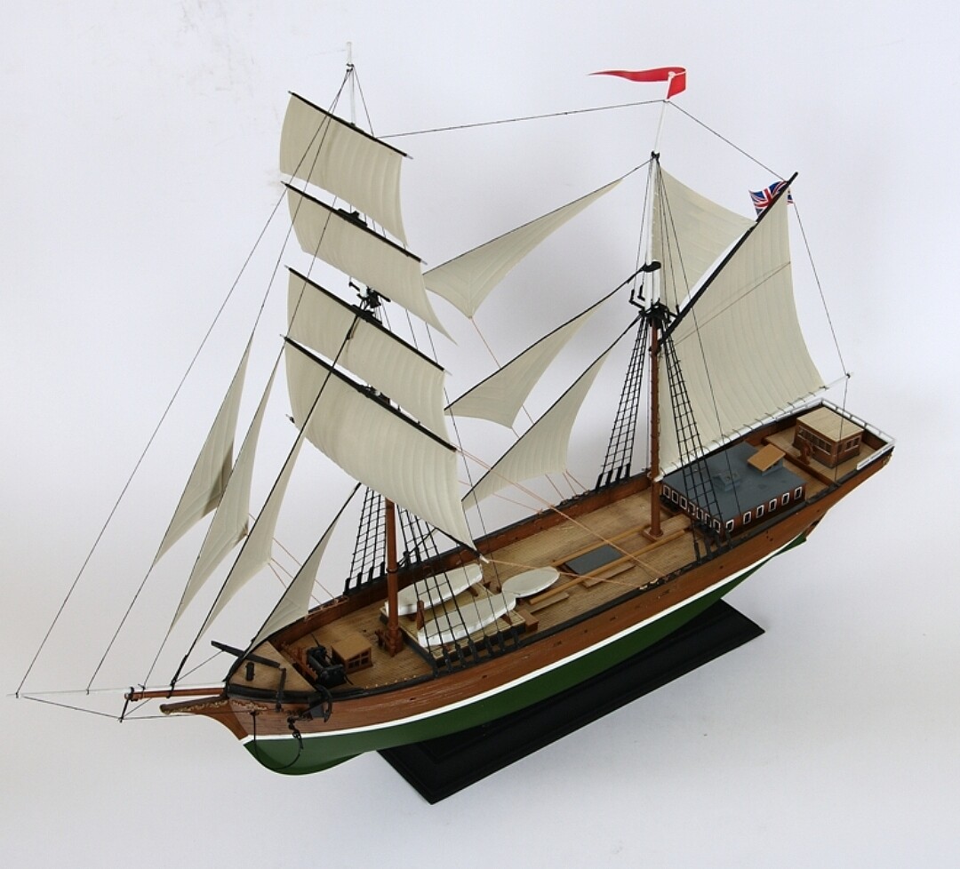 English Brigantine -- 1/100 Scale -- Plastic Model Military Ship ...