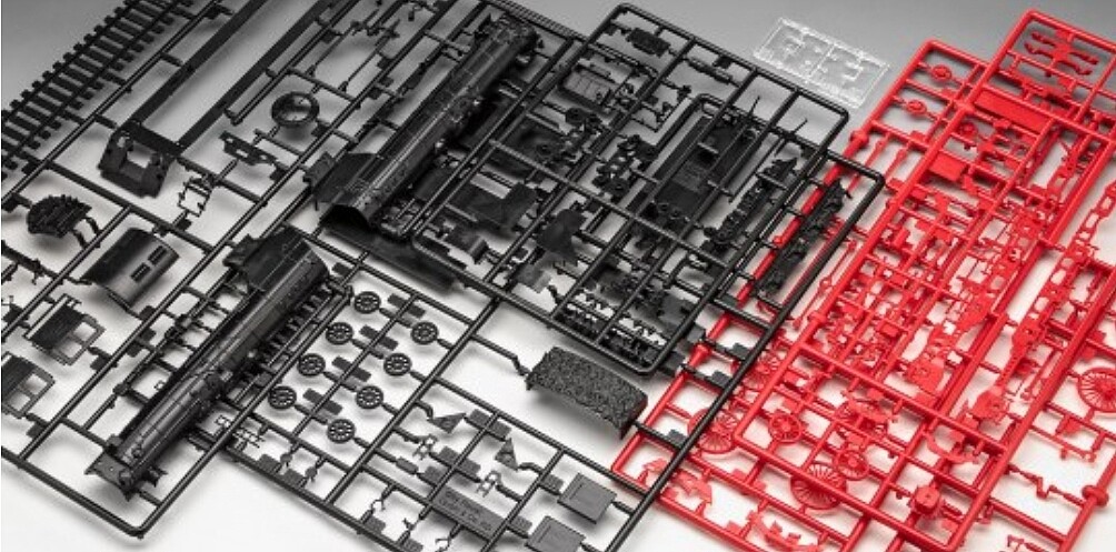 Schnellzuglok BR02 m.Tender 2'2' -- Plastic Model Locomotive Kit -- 1/ ...