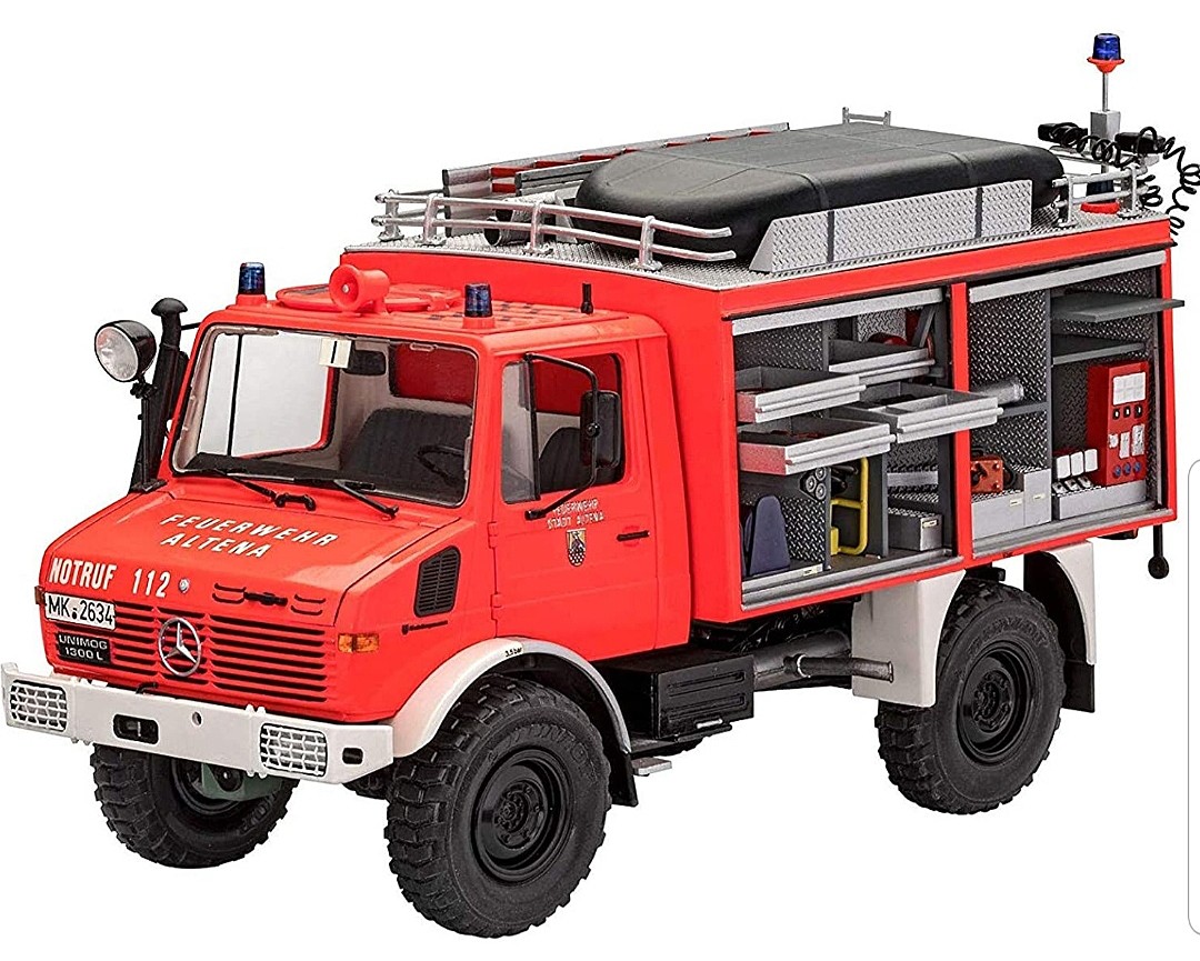 1-24 SCHLINGMANN UNIMOG -- Plastic Model Truck Kit -- 1/24 Scale ...