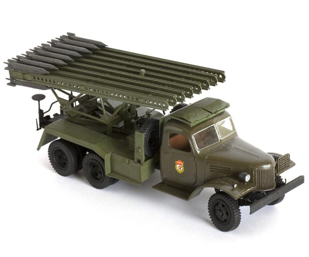 WWII Soviet Rocket Launcher BM13 Katyusha -- Plastic Model Military Truck Kit -- 1/35 Scale ...