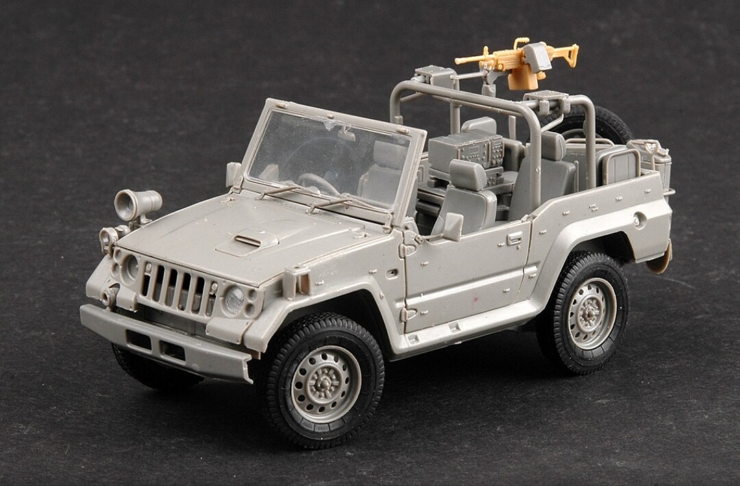 JGSDF Type 73 Light Truck (Recon) -- Plastic Model Military Vehicle ...