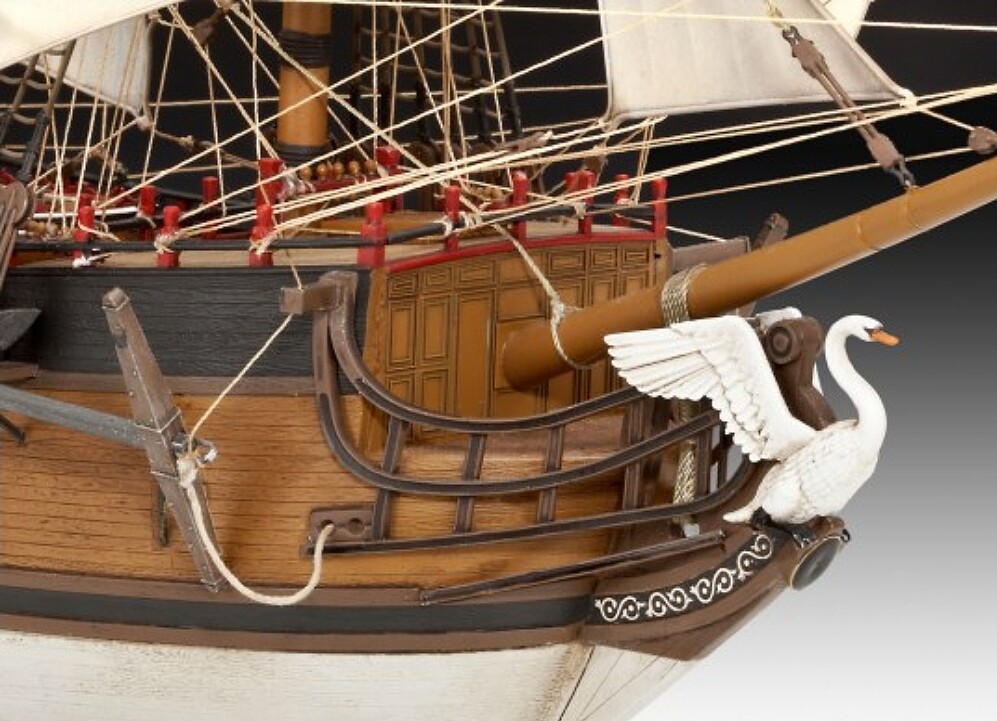 Pirate Ship -- Plastic Model Sailing Ship Kit -- 1/72 Scale -- #05605 ...
