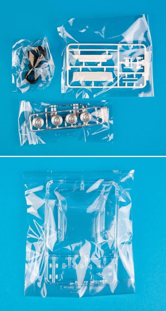 De Tomaso Pantera -- Plastic Model Car Kit -- 1/24 Scale -- #12557 ...