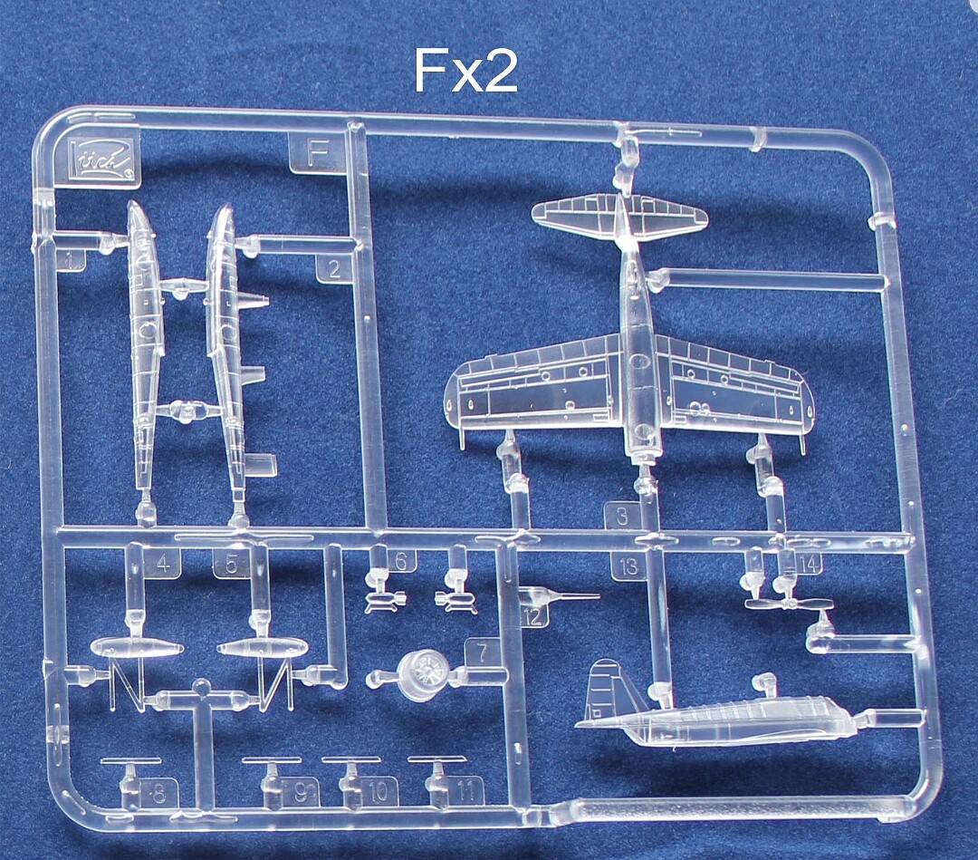 OS2U Kingfisher with Launcher -- Plastic Model Military Aircraft Kit ...