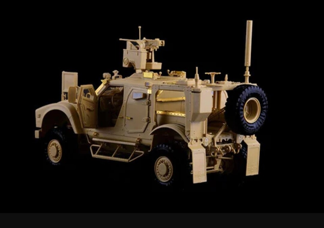 M-ATV MRAP Military Truck (MRAP) Military Truck & Crow II -- Military ...