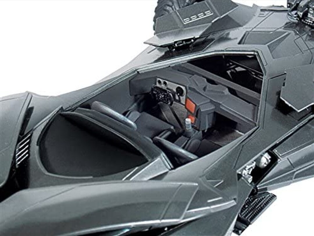 Suicide Squad Batmobile -- Plastic Model Car Truck Vehicle Kit -- 1/25 ...