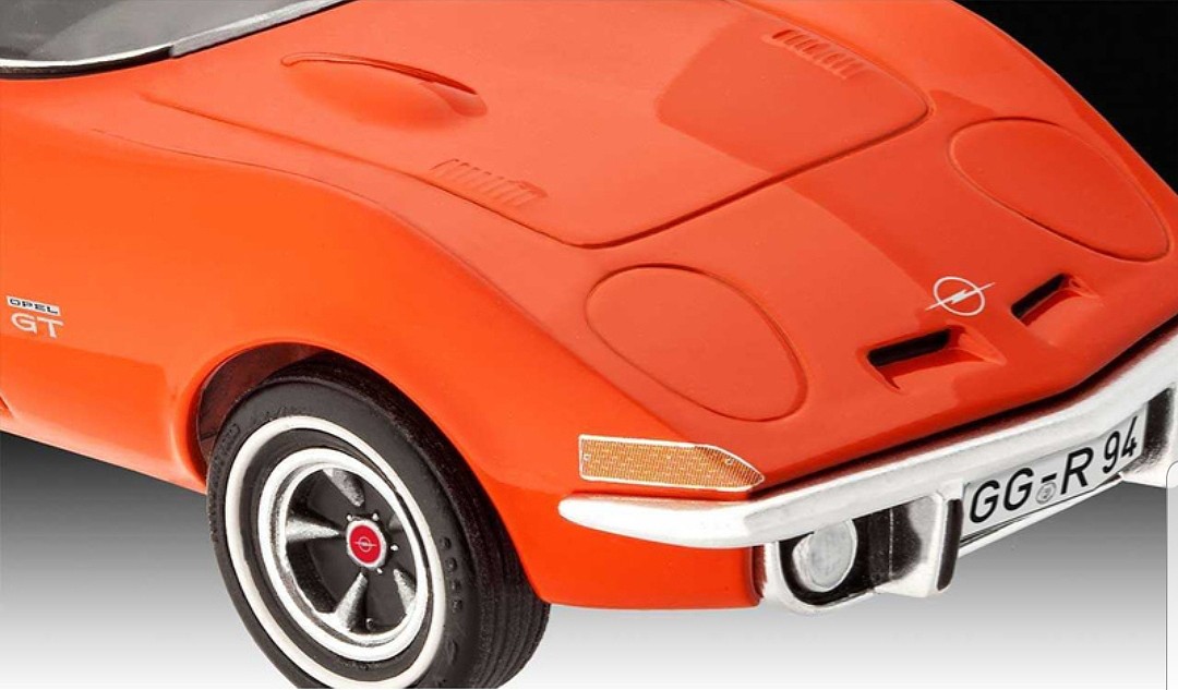 Opel GT -- Plastic Model Car Kit -- 1/32 Scale -- #07680 pictures by no ...