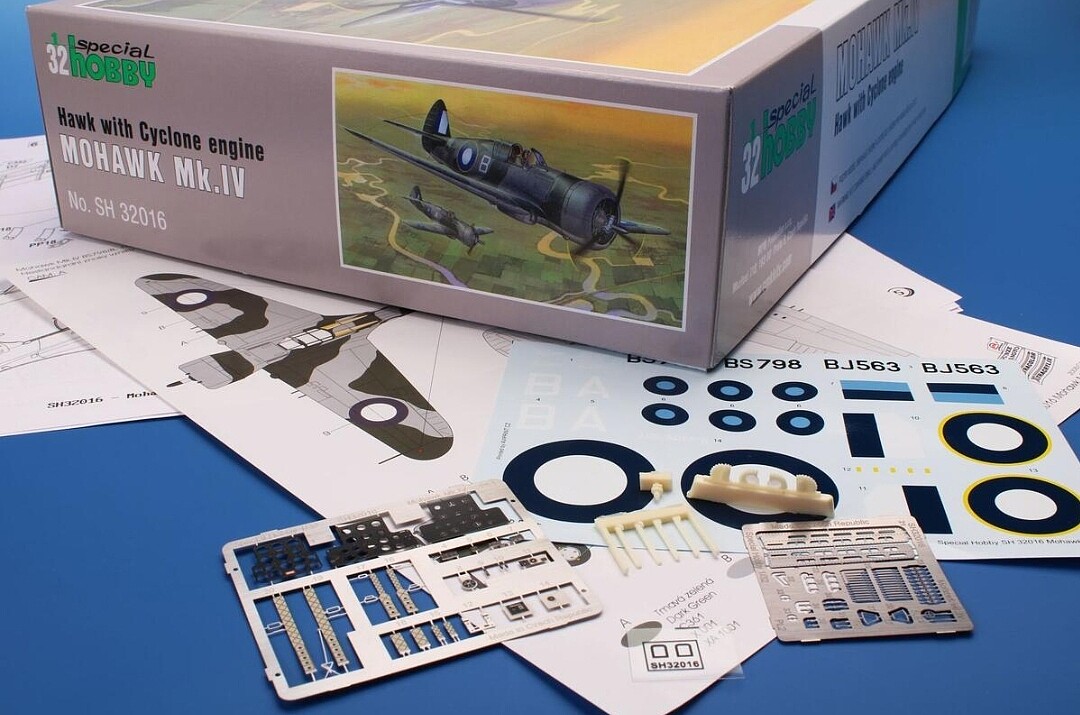 Mohawk Mk IV Hawk Fighter with Cyclone Engine -- Plastic Model Airplane ...