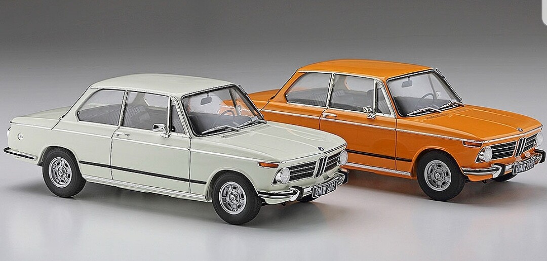 BMW 202 tii -- Plastic Model Car Kit -- 1/24 Scale -- #21123 pictures ...