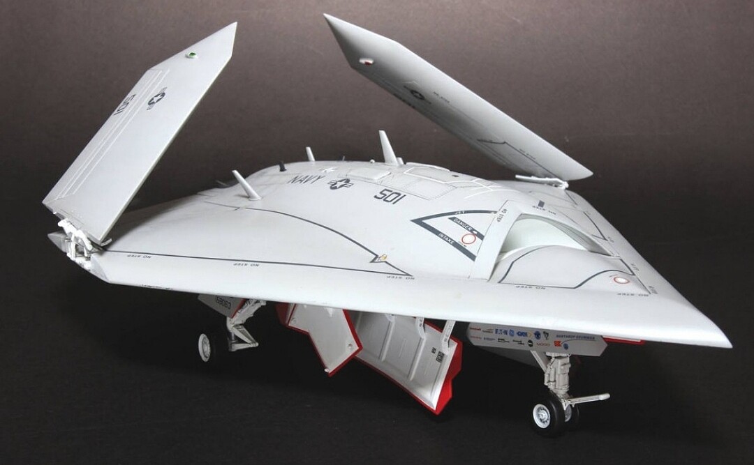 X47B UCAV (UCAS) USN Modern Aircraft -- Plastic Model Airplane Kit -- 1 ...