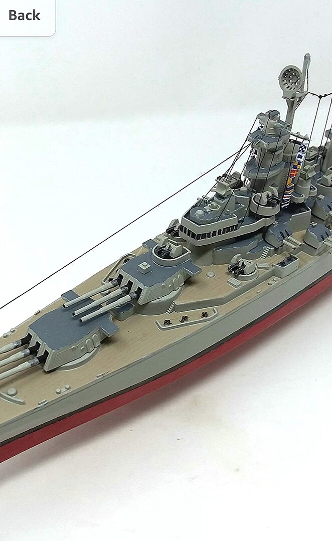 USS Iowa BB-61 Battleship -- Plastic Model Military Ship -- 1/535 Scale ...