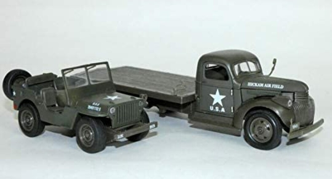 41' Chevy Military Flatbed truck w/ Willys Jeep -- Diecast Military ...