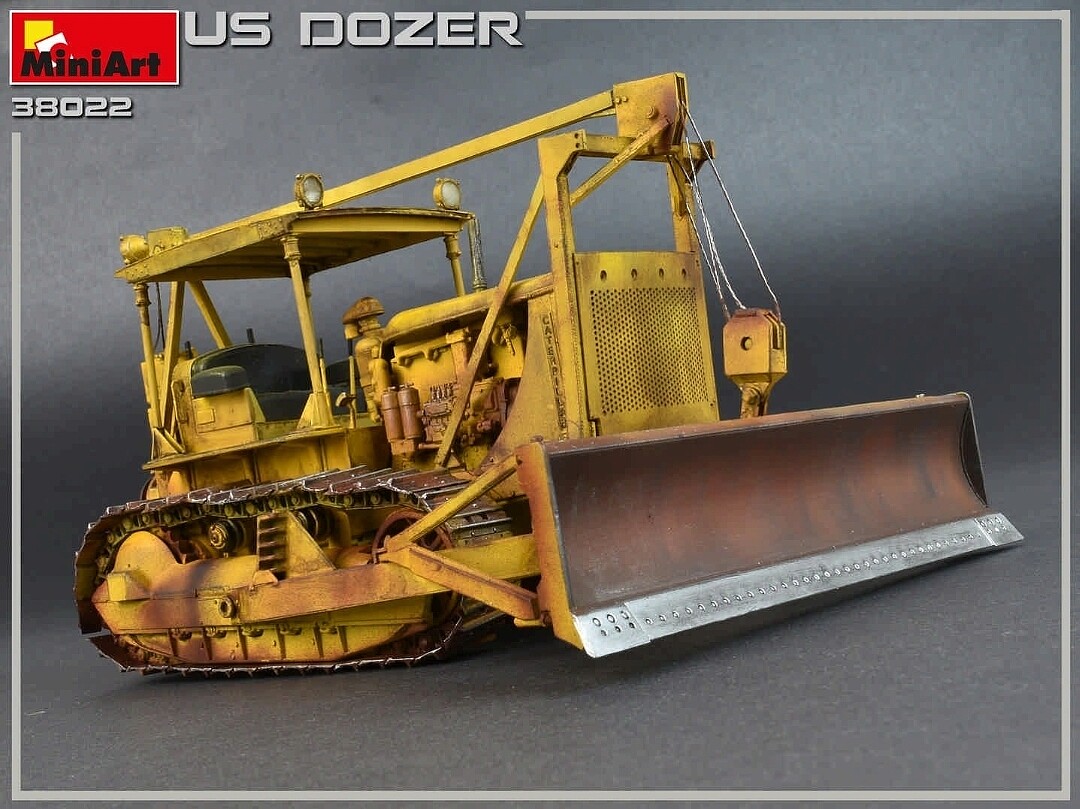 US Bulldozer -- Plastic Model Bulldozer Kit -- 1/35 Scale -- #38022 ...