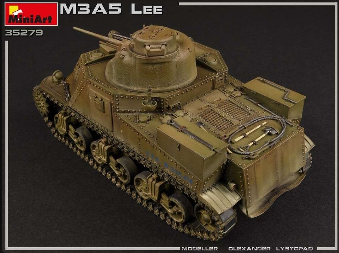 WWII M3A5 Lee Medium Tan -- Plastic Model Tank Kit -- 1/35 Scale ...