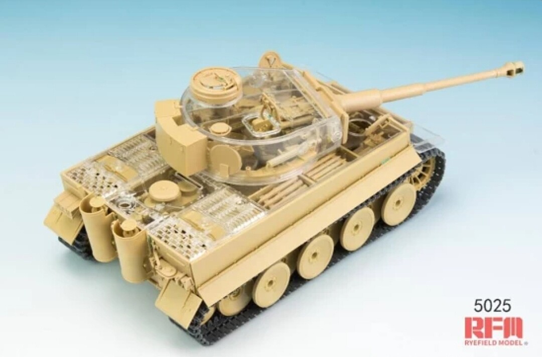 Tiger I Wittmann's Early Production -- Plastic Model Military Vehicle ...