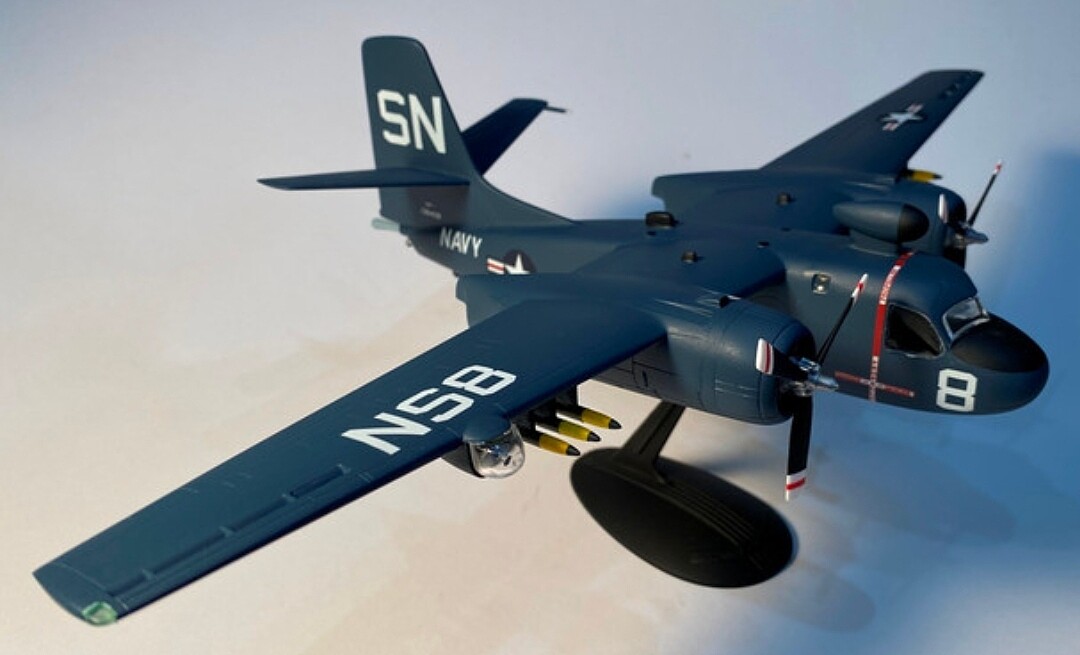 S2F Hunter Killer -- Plastic Model Airplane Kit -- 1/54 Scale -- #145 ...