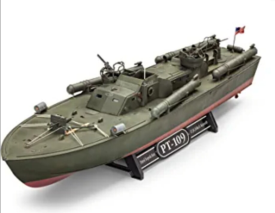 PT109 Patrol Torpedo Boat -- Plastic Model Military Ship Kit -- 1/72 ...