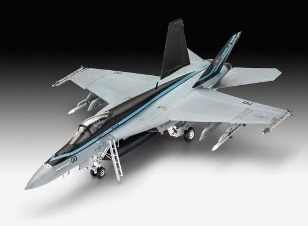 Top Gun Maverick F/A18E Super Hornet Aircraft -- Plastic Model Airplane ...