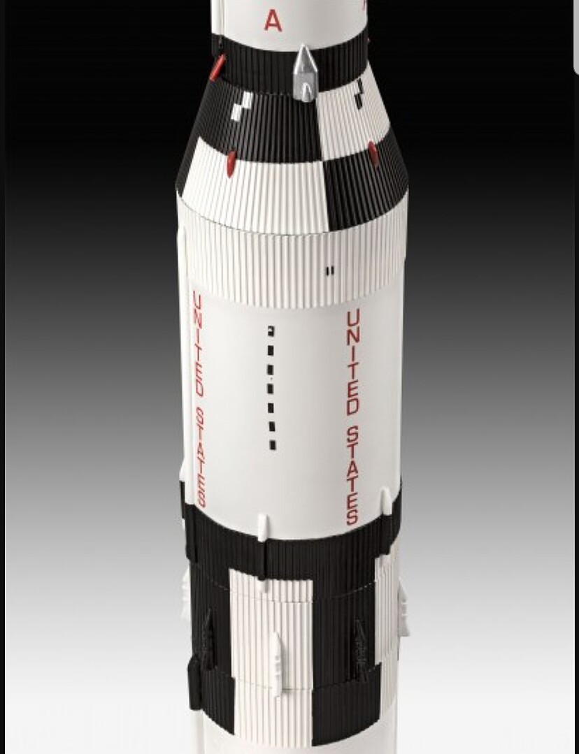 Apollo 11 Saturn V Rocket w/ Paint & Glue Pictures