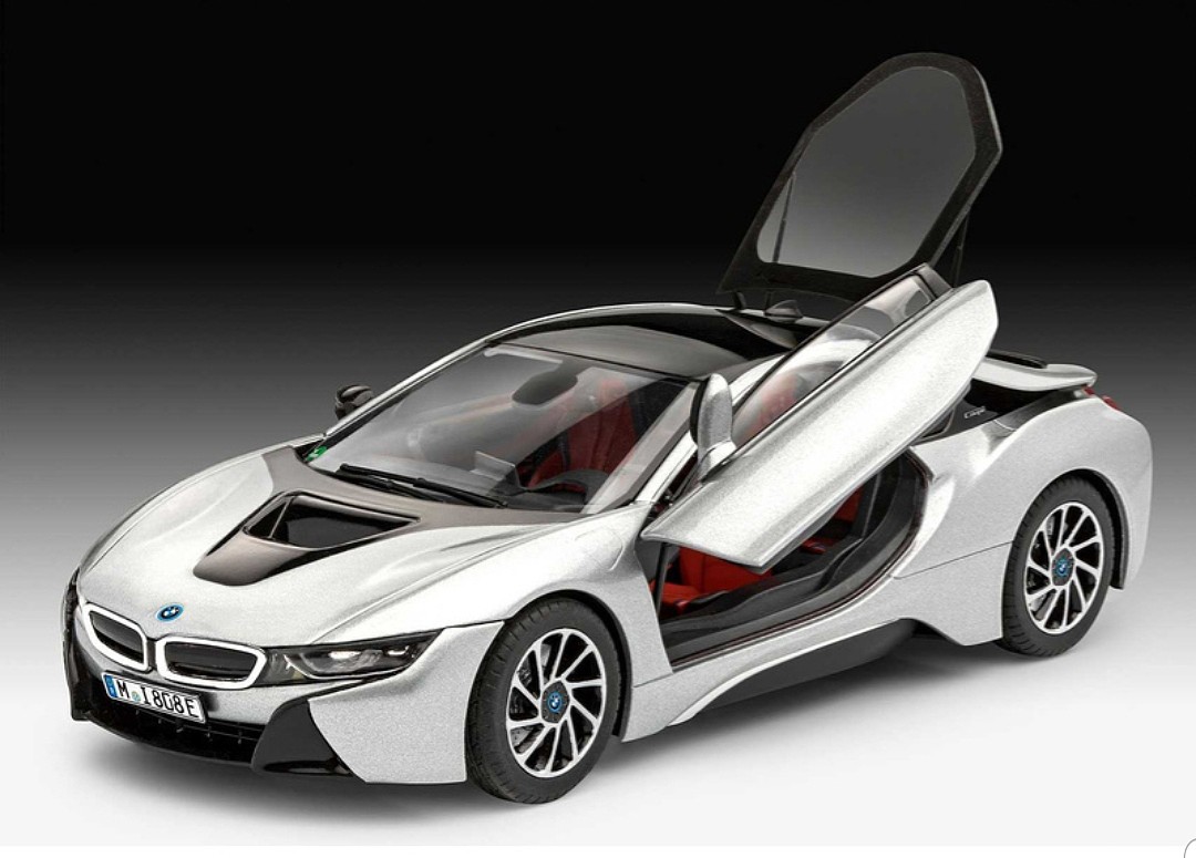 BMW i8 Sports Car -- Plastic Model Car Kit -- 1/24 Scale -- #67670 ...