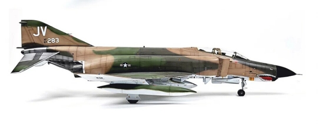 F4E USAF Fighter Vietnam War -- Plastic Model Airplane Kit -- 1/32 ...