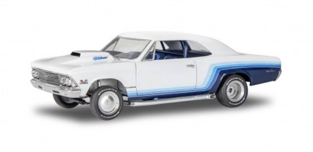 1966 Chevy Malibu SS (2 in 1) -- Plastic Model Car Kit -- 1/24 Scale ...