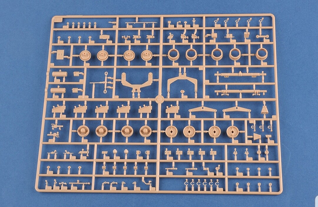M911 C-HET w/Talbert 64T Trailer -- Plastic Model Truck Vehicle Kit ...