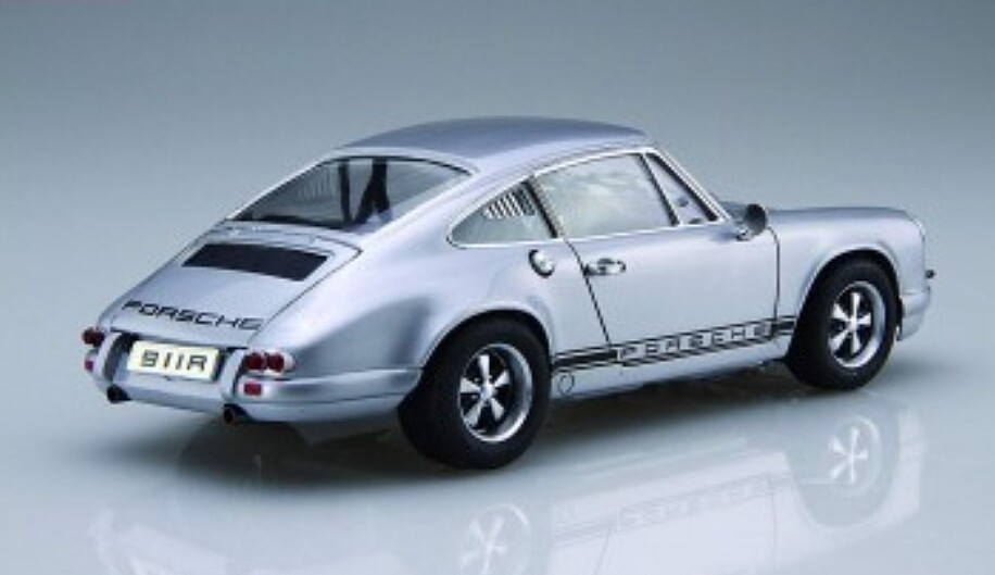 1967 Porsche 911R Coupe Car -- Plastic Model Car Vehicle Kit -- 1/24 ...