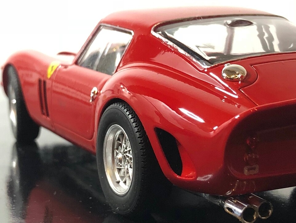 Ferrari 250 GTO Sports Car -- Plastic Model Car Kit -- 1/24 Scale ...