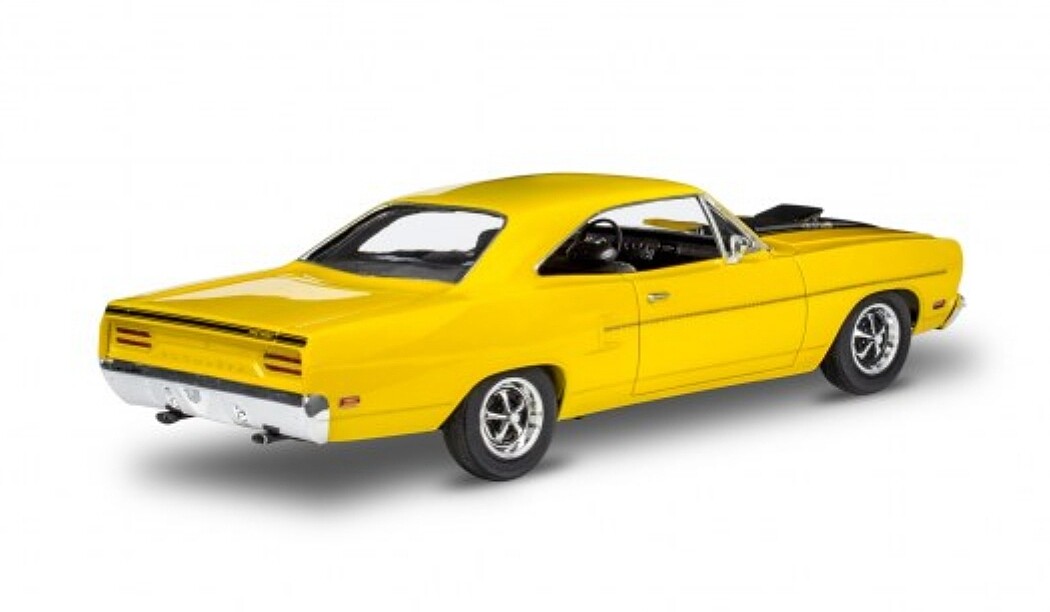 1970 Plymouth Roadrunner -- Plastic Model Car Kit -- 1/24 Scale ...