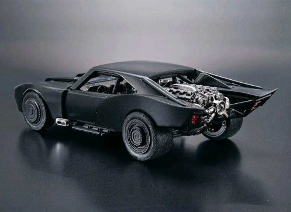 The Batman 2022 Movie - Batmobile -- Plastic Model Car Vehicle Kit -- 1 ...