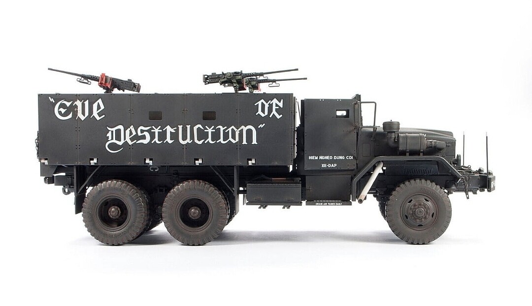 US M54A2 5-Ton 6x6 Cargo Gun Truck Vietnam -- Plastic Model Military ...