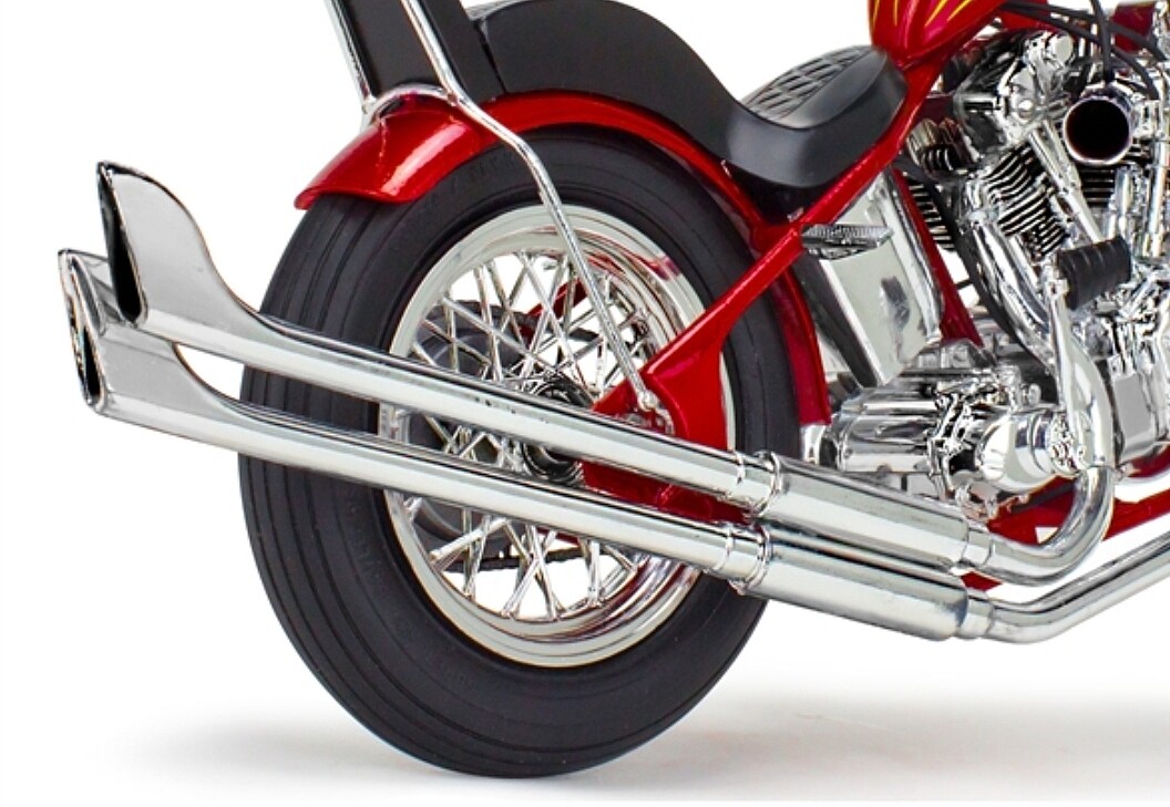 LA Street Chopper Motorcycle -- Plastic Model Motorcycle Kit -- 1/8 ...