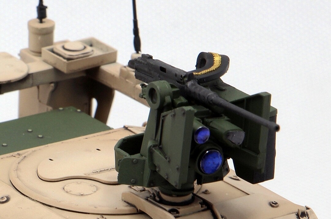 M1278A1 Modified Heavy Guns Carrier -- Plastic Model Military Vehicle ...