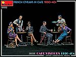 Mini-Art French Civilians in Cafe (2) w/Waiter 1930s-40s Plastic Model ...
