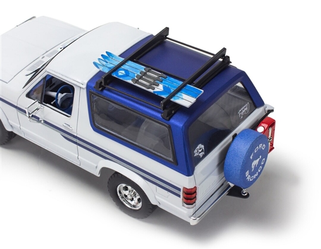 Gone Fishing 1980 Ford Bronco w/Bass Boat/Trailer -- Plastic Model Car ...