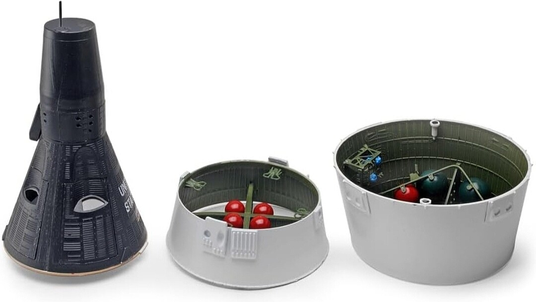 MegaHobby Gemini Space Capsule 60th 1-24 pictures by no.1silverback ...