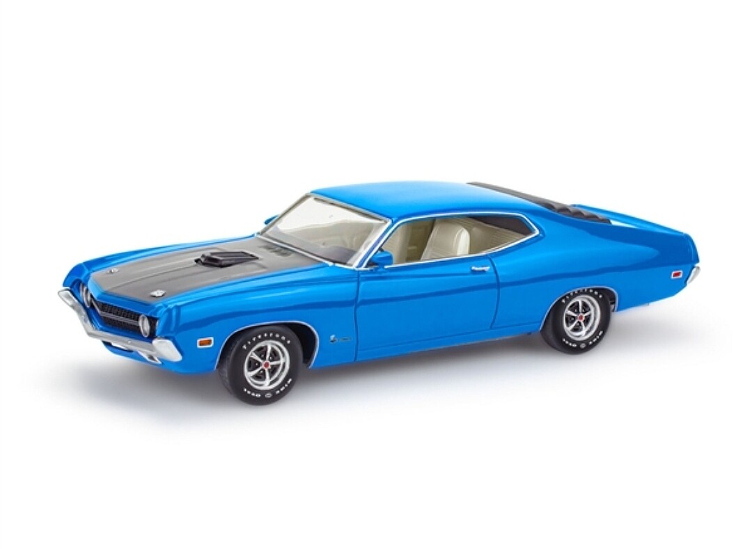 1970 Ford Torino Cobra -- Plastic Model Car Kit -- 1/24 Scale ...