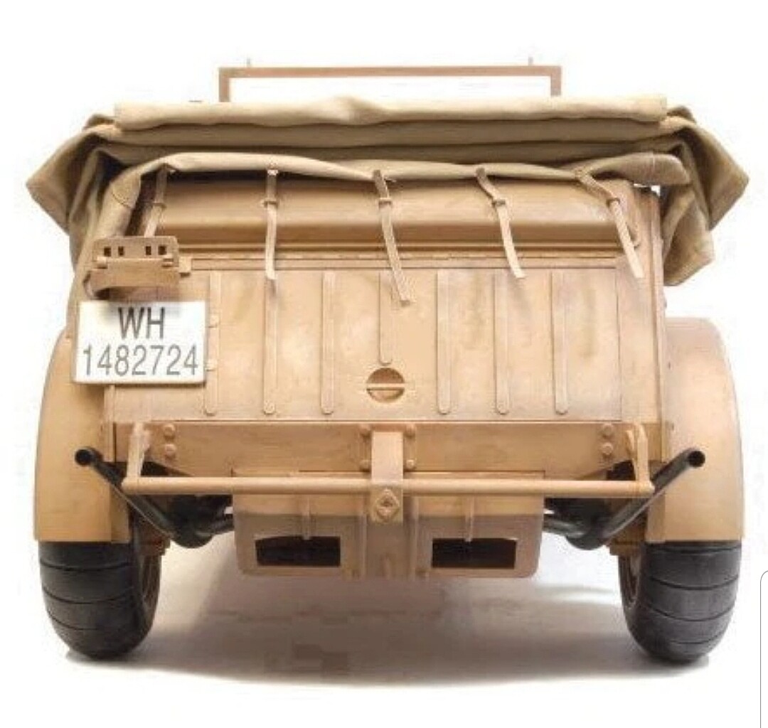 DAK Type 82 Kubelwagen (Re-Issue) -- Plastic Model Military Vehicle Kit ...
