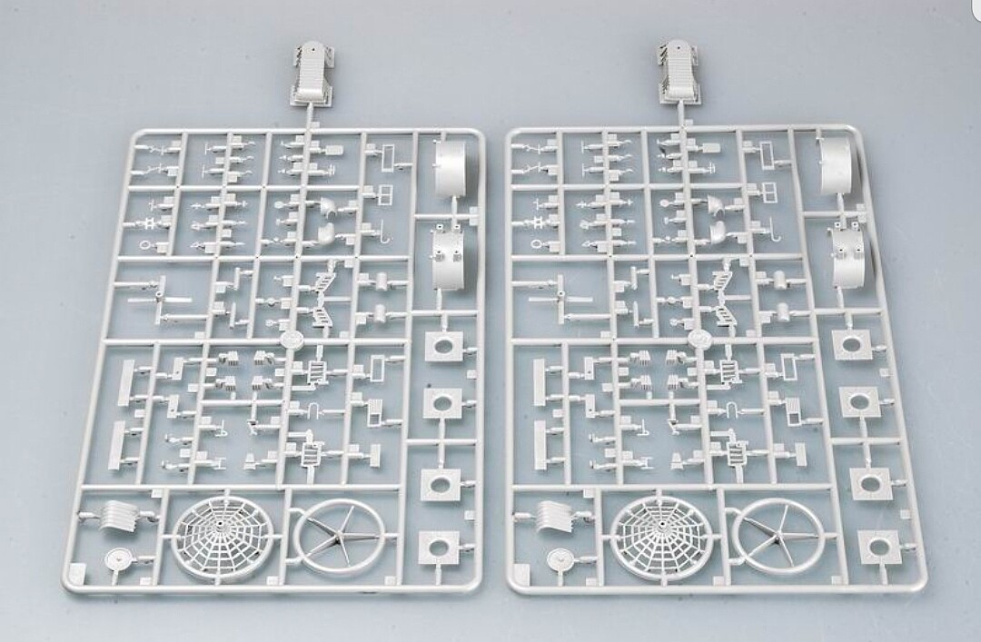 JMSDF Landing Craft Air Cushion LCAC -- Plastic Model Military Ship Kit ...