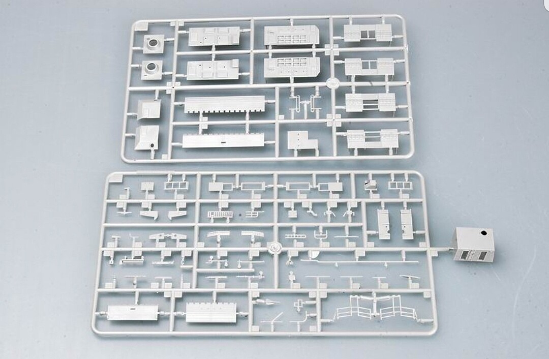 JMSDF Landing Craft Air Cushion LCAC -- Plastic Model Military Ship Kit ...