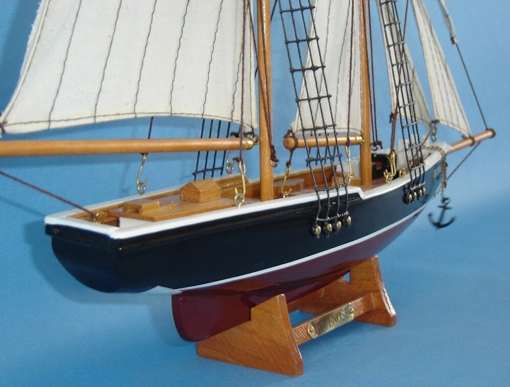 Bluenose II Wooden Ship Model Kit pictures by no.1silverback ( Mesa Az )