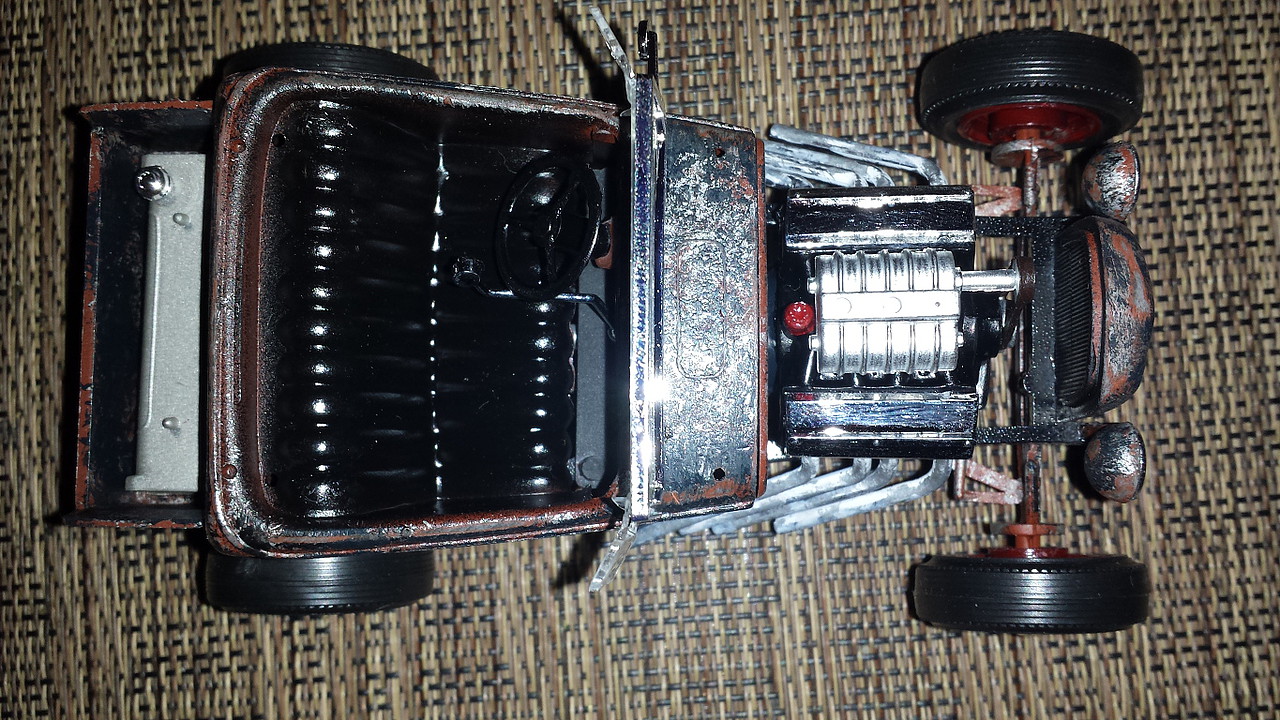 1932 Ford Roadster Rat Rod -- Plastic Model Car Kit -- 1/25 Scale ...