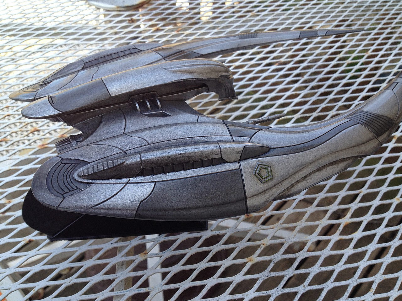 Battlestar Galactica Cylon Raider -- Science Fiction Plastic Model Kit ...