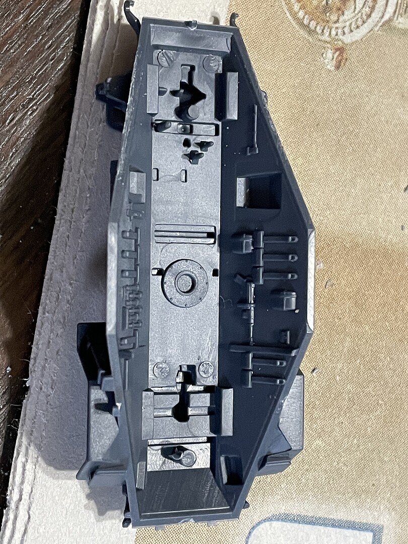 WWII SdKfz 222 German Light Armored Tank -- Plastic Model Tank Kit -- 1 ...