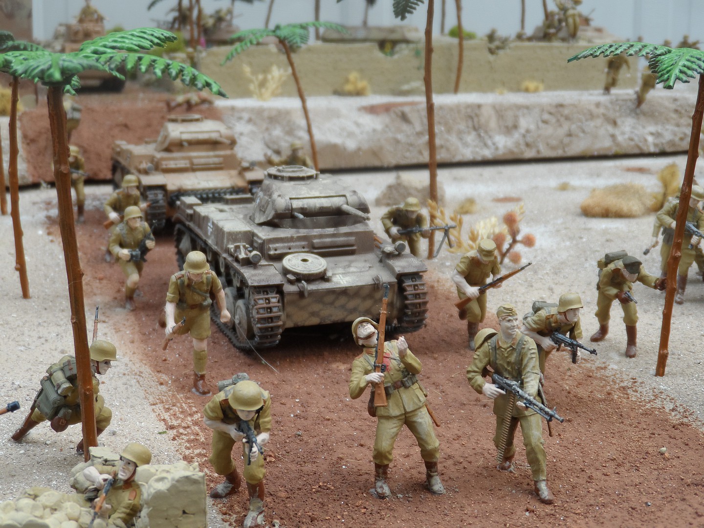 German Panzerkampfwagen II -- Plastic Model Military Vehicle Kit -- 1/ ...