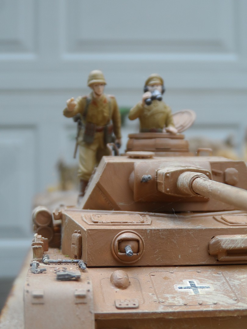 PzKpfw IV Ausf H Tank -- Plastic Model Military Vehicle Kit -- 1/35 ...