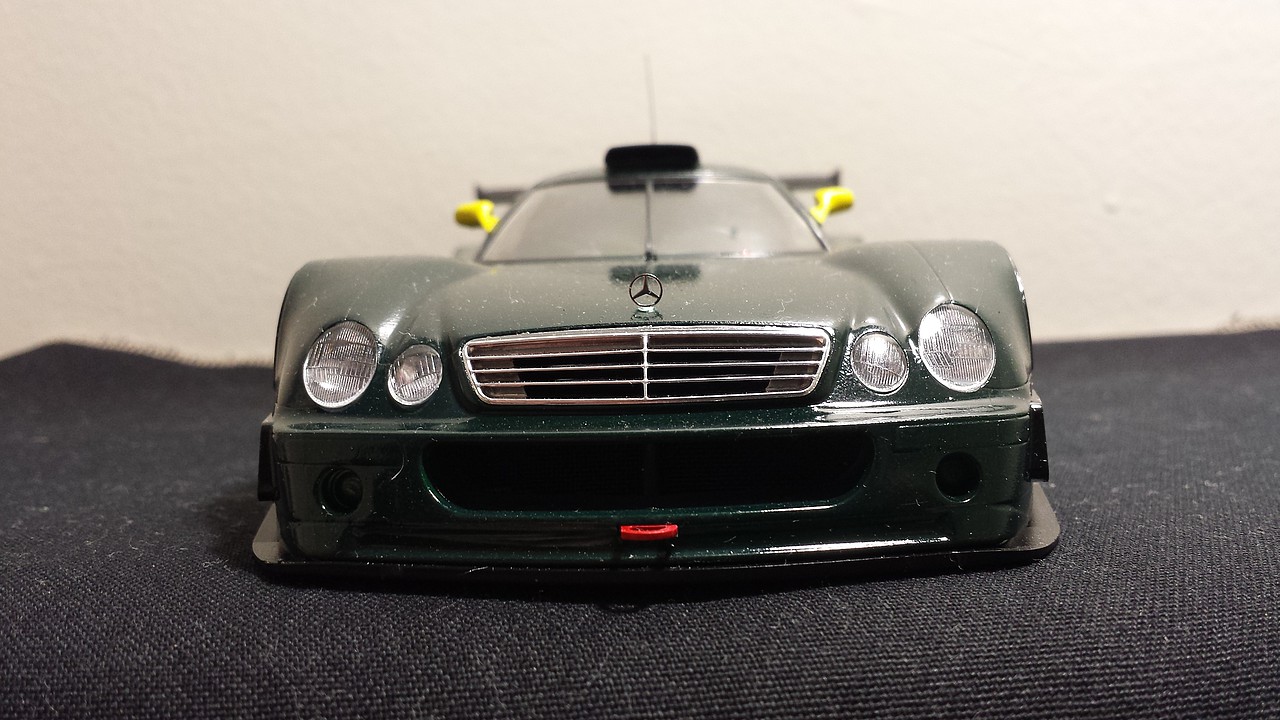 Mercedes CLK-GTR Racecar LeMans -- Plastic Model Car Kit -- 1/24 Scale ...