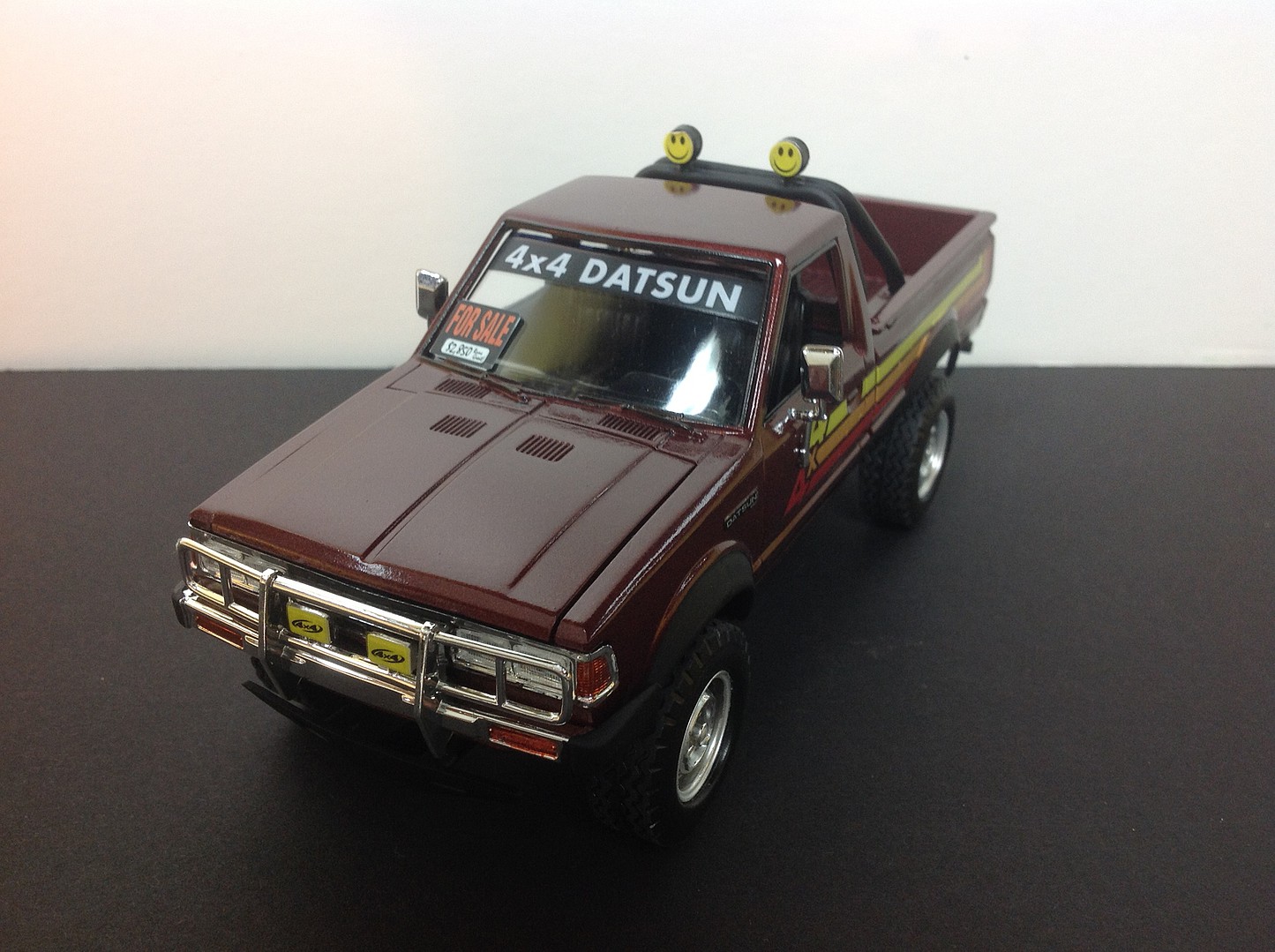Datsun Off-Road Pickup -- Plastic Model Truck Kit -- 1/24 Scale -- #85 ...