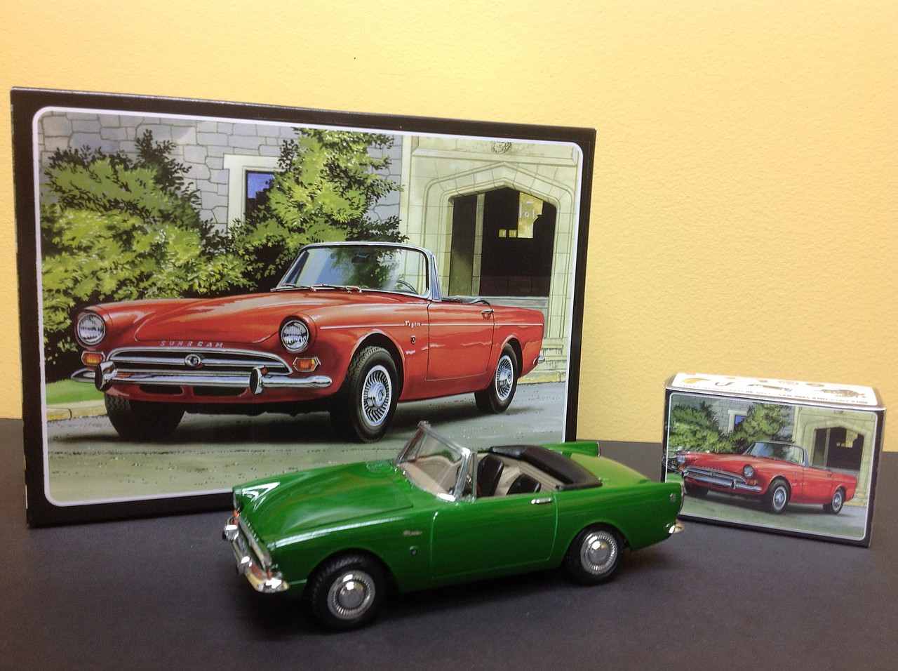 Sunbeam Tiger -- Plastic Model Car Kit -- 1/25 Scale -- #998-12 ...